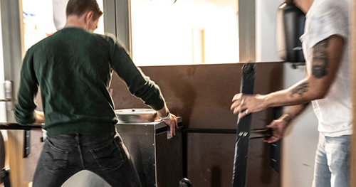 Här tränar lärarna för att skydda sig från dödligt våld | SRS Security